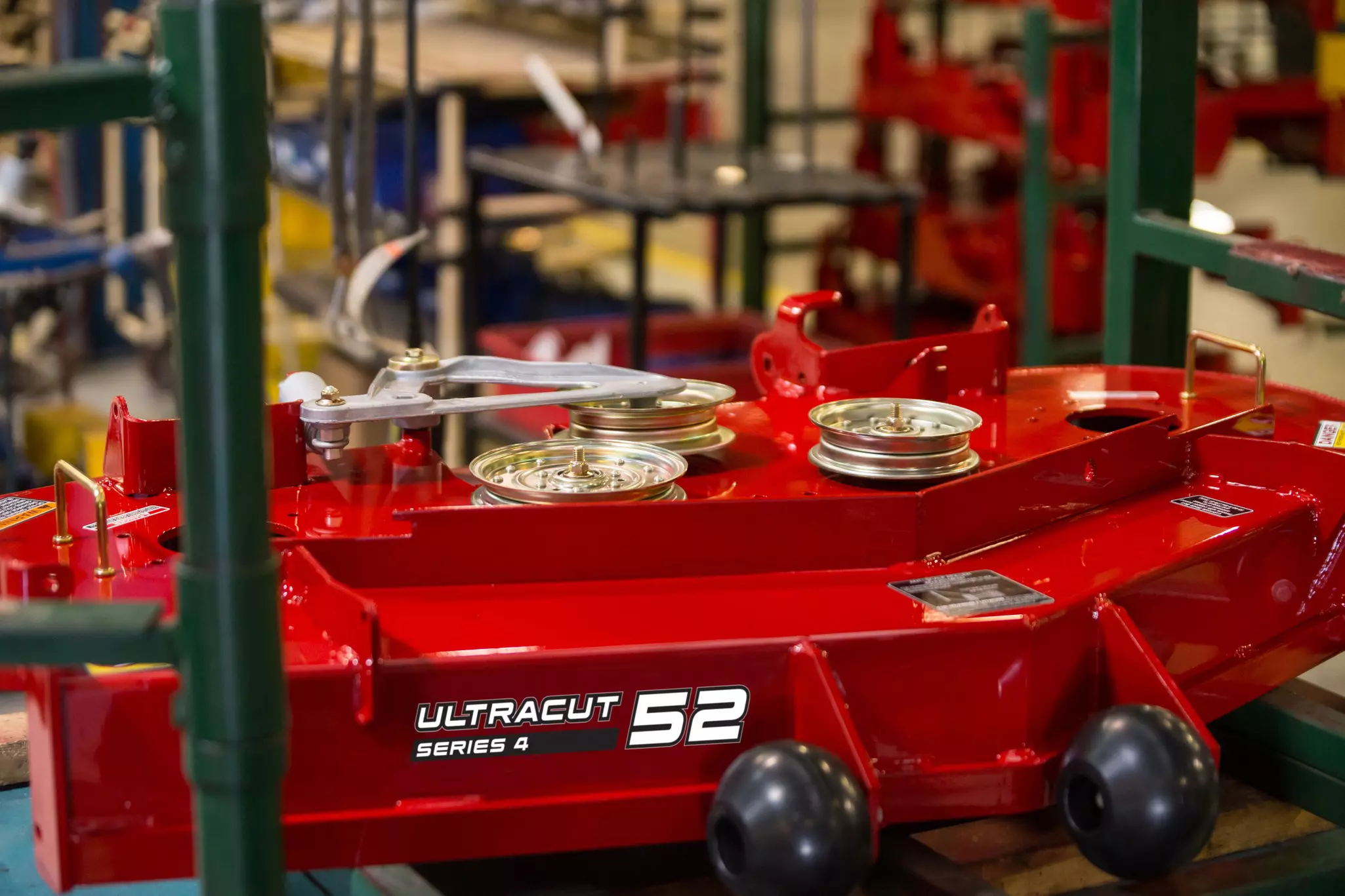 Flex Wing and UltraCut Cutting Systems Exmark